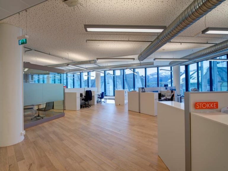STOKKE AS HEADQUARTER | Weitzer Parkett